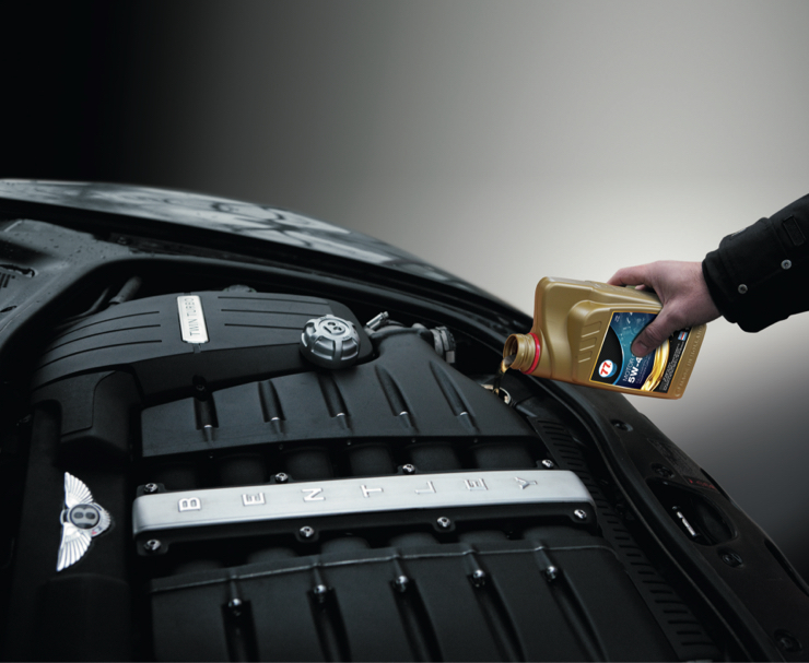 Motorolie bijvullen - 77 Lubricants B.V.